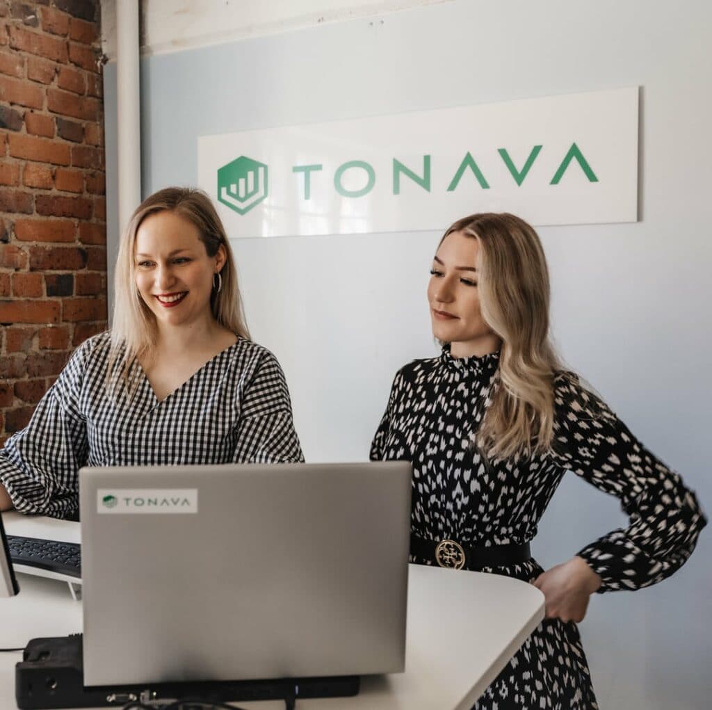 Tonavan avoimet työpaikat ja uratarinat